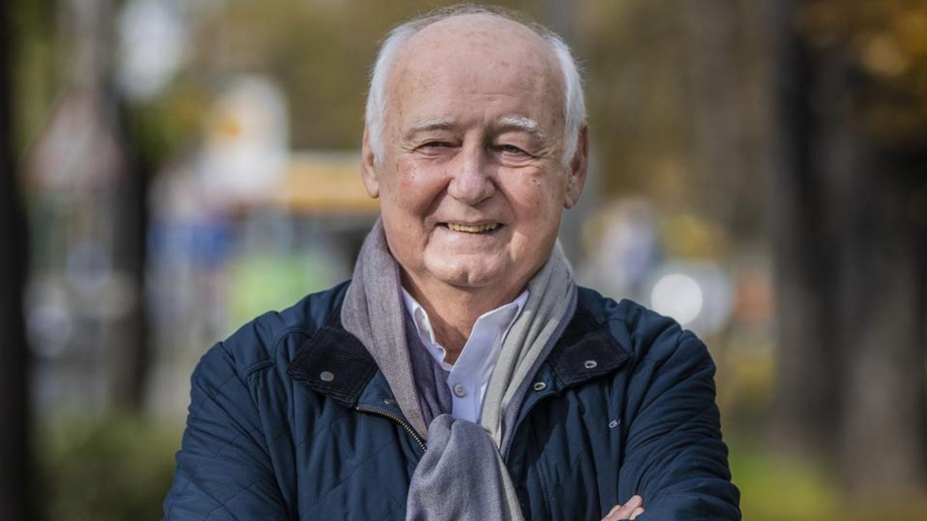 Válogatott: Vidáts Csaba tudta, a futballon kívül is van élet - Nemzeti ...