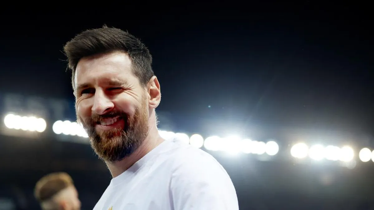 Szaúd-Arábia: az al-Naszr riválisa Messit akarja, évi 300 milliót sem ...