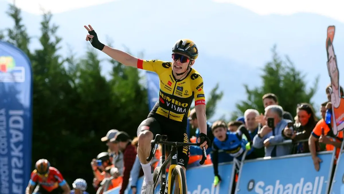 Kerékpár: Valter óriási segítségével Vingegaard-é a baszk kör 3. etapja