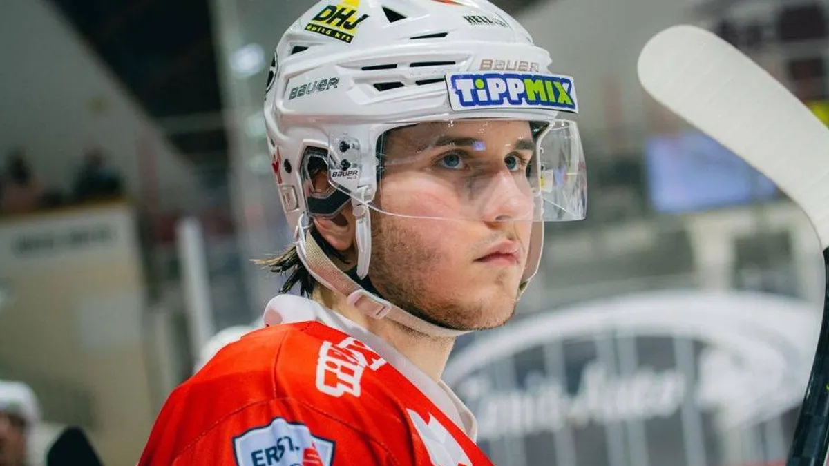 Jégkorong: a DVTK 19 éves védője visszatér Svédországba