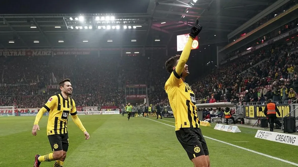 Új üstökös Dortmundban, előtte hosszabbítottak a régivel - Nemzeti Sport