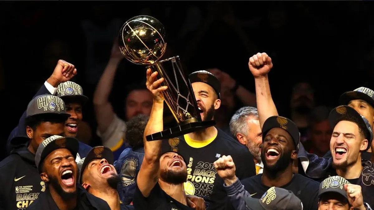 NBA: 23 pontos siker, söpréssel bajnok a GSW, Durant az MVP