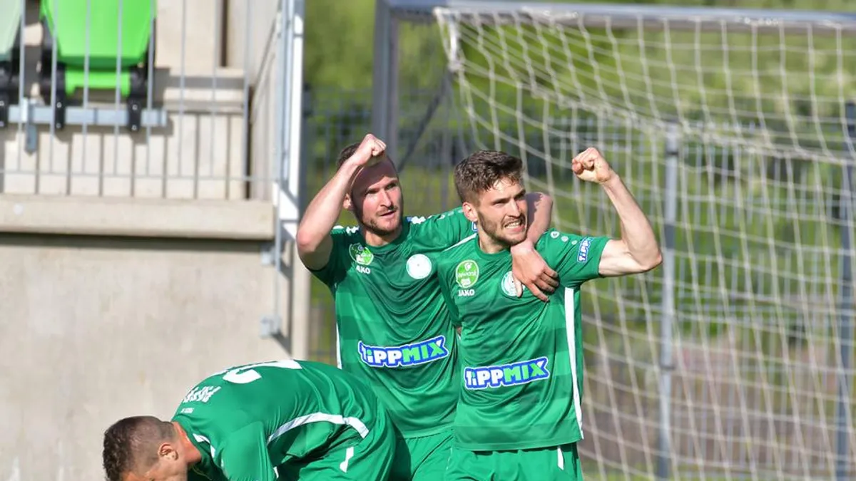 A Paks 522 perc után újra betalált, amivel le is győzte az MTK-t