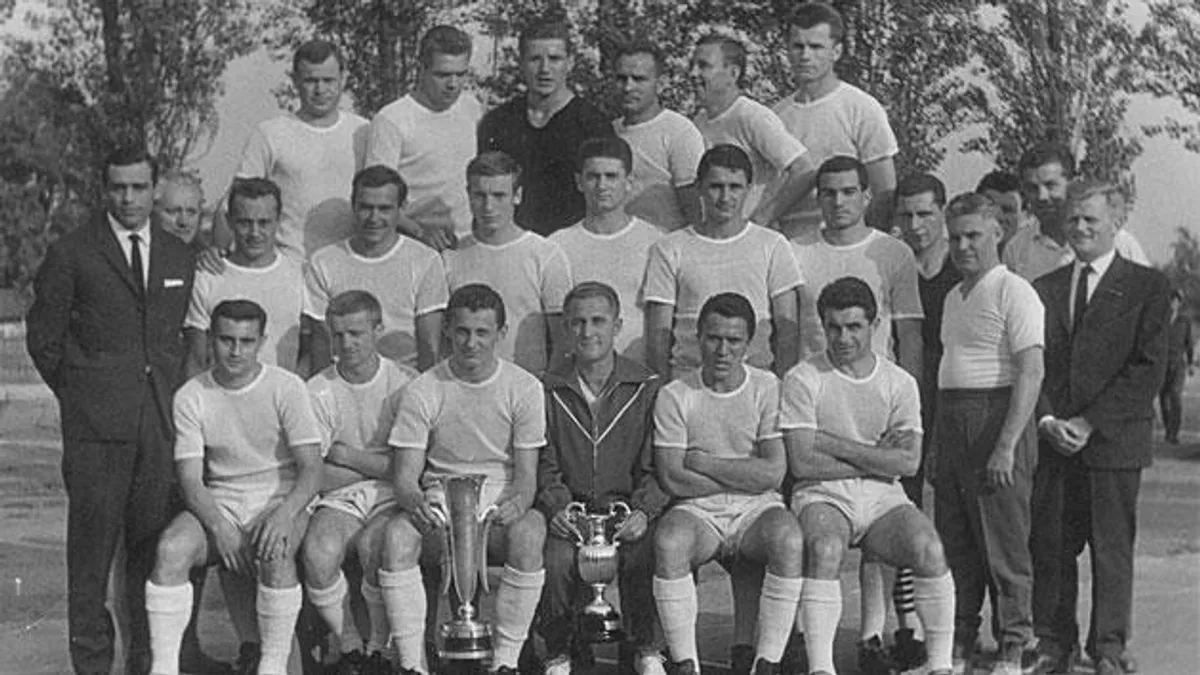 Népsport: Mészáros „Dodó” kispesti fradista volt