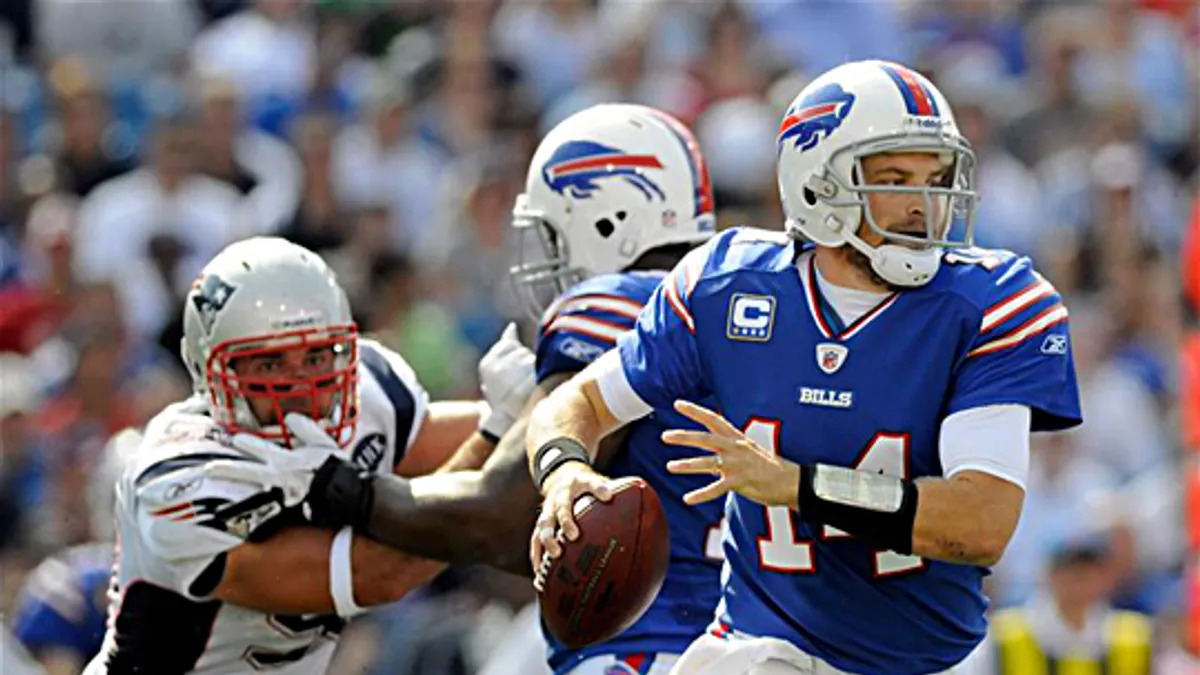 NFL: Fitzpatrick 6 évre 60 millióért hosszabbított, a Pats kirúgta ...