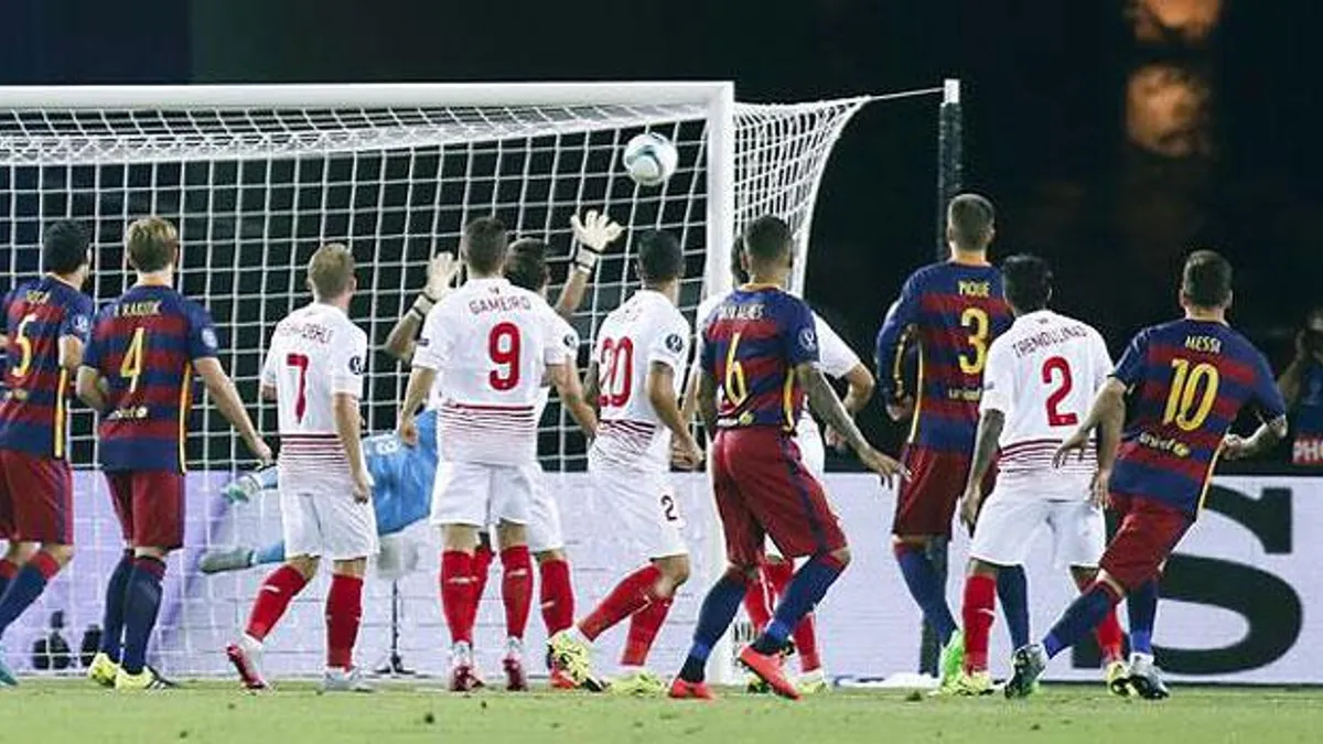 Szuperkupa: Messi precíz lövése a felső sarokba – képek