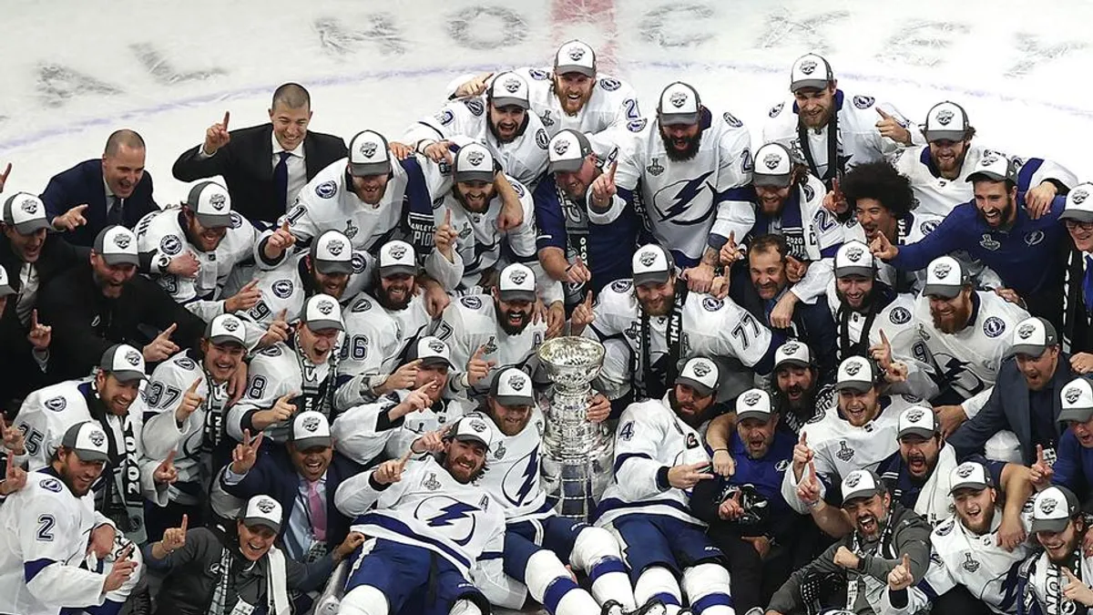 NHL: a Tampa Bay Lightning nyerte meg a Stanley-kupát