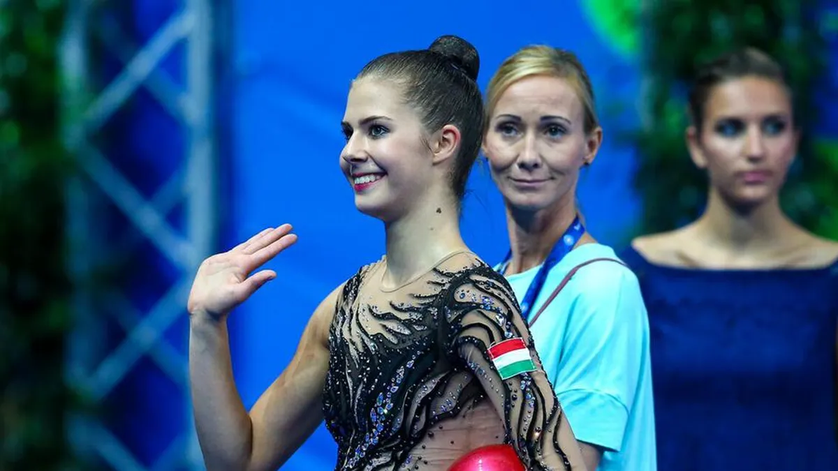 Rg Eb: kialakult a magyar csapat, Pigniczki Fanni a felnőtt egyéni induló