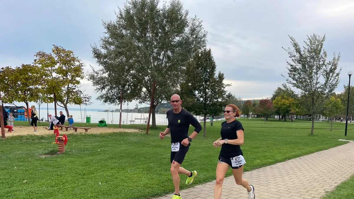 Az elmetorna is segített Fűrész Editnek, hogy 43 órát bírjon a Backyardon