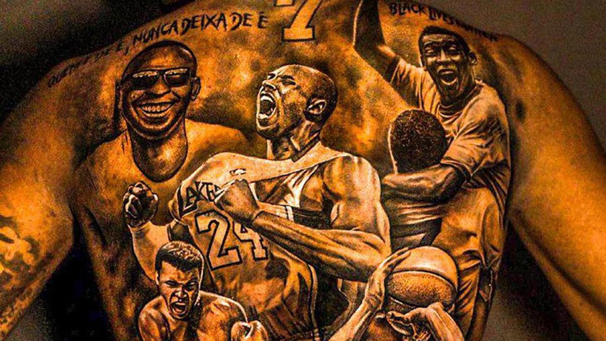 Kép: Pelé, Bryant, Jordan és Ali – Vinícius Júnior telihátas tetoválást ...