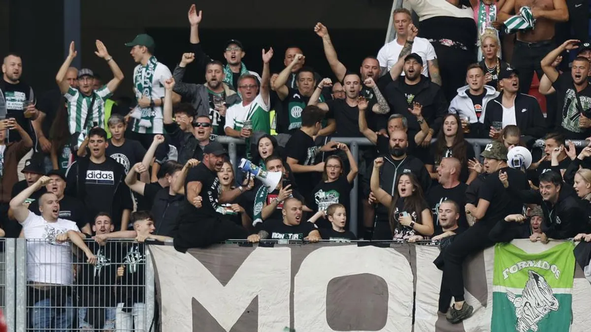 Ekl: A konzulok ezen a héten is mindenben segítik a magyar szurkolókat – Szijjártó Péter