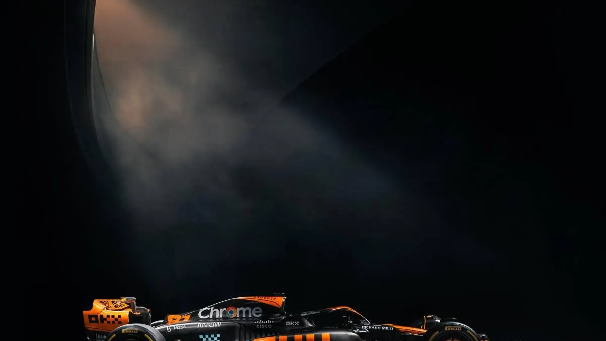 F1: „lopakodó üzemmód” – a McLaren bemutatta a különleges festését