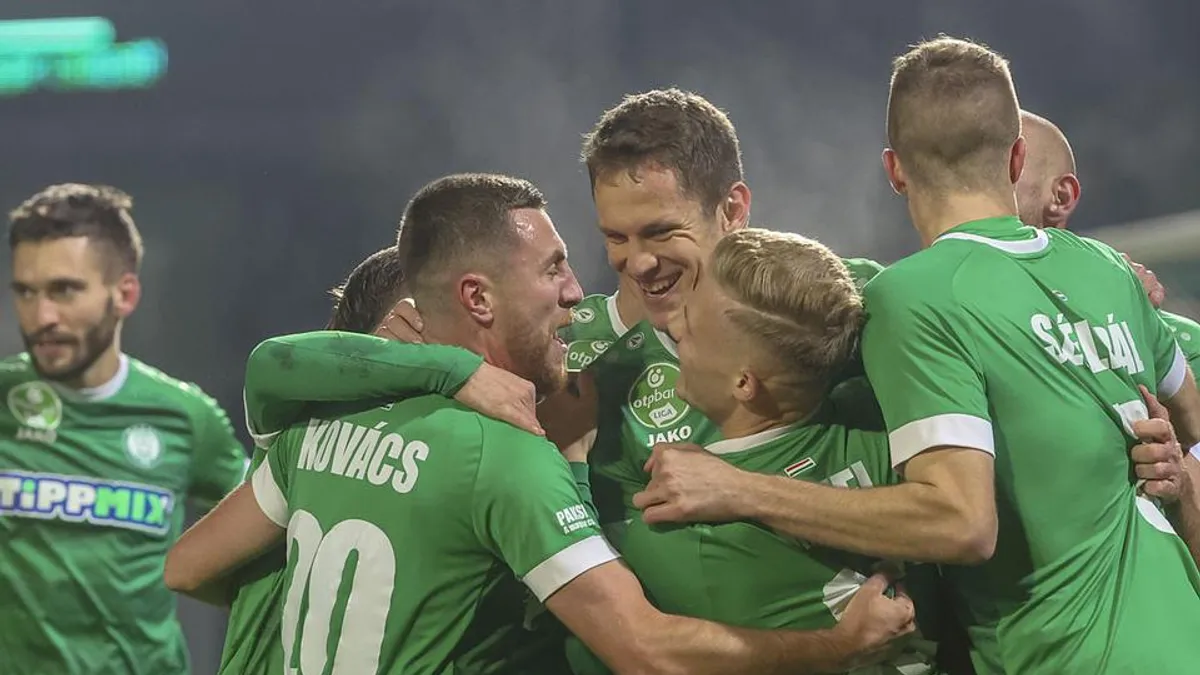 A Ferencváros megverésével megerősítette első helyét a Paks!