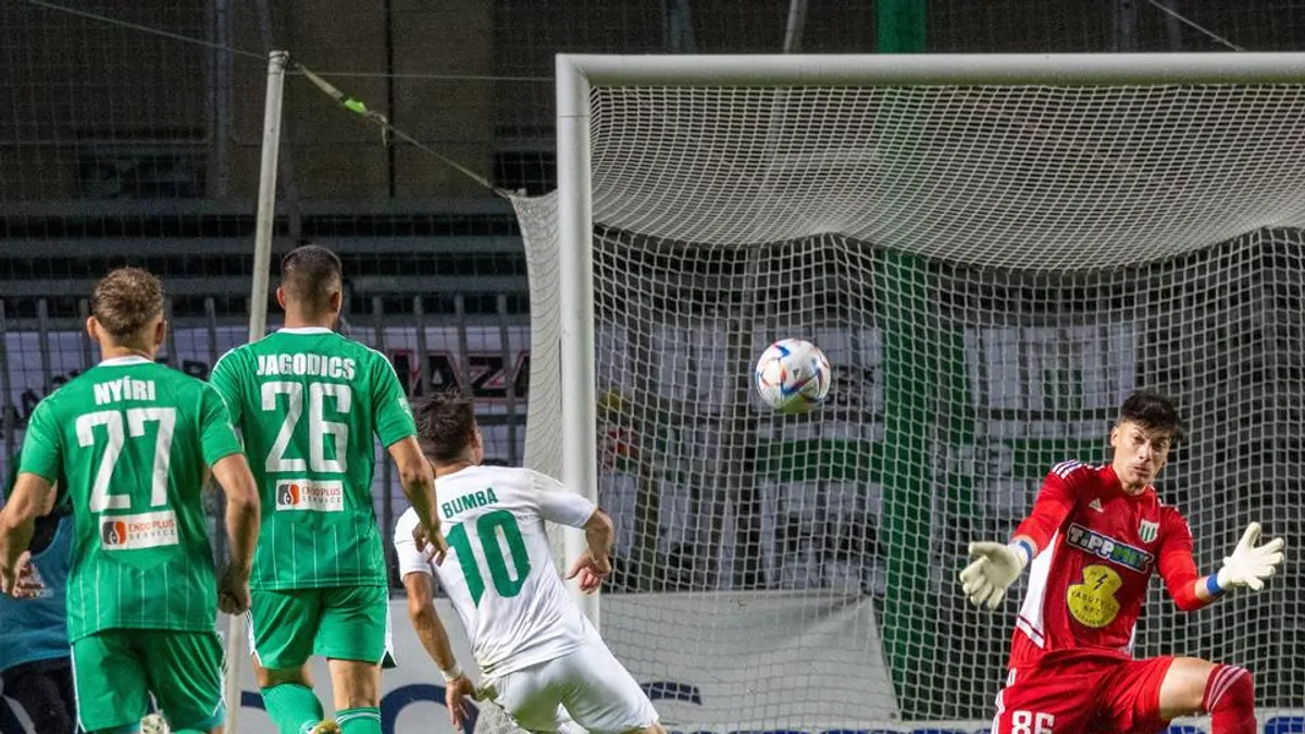 Pintér bombagóljával emberhátrányban mentett pontot Győrben a Haladás