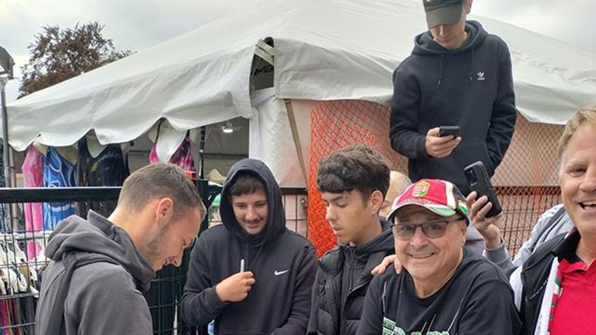 Képek: Gazdag Dániellel fotózkodtak a torontói magyarok - Nemzeti Sport