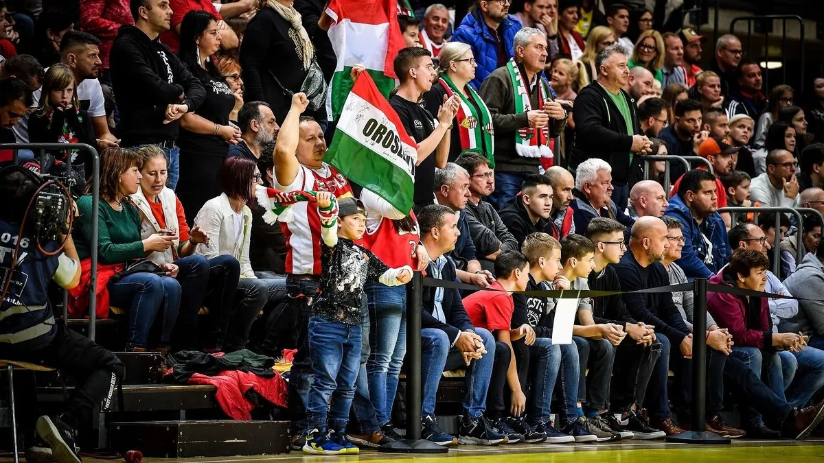 Telt ház előtt játszik az olaszokkal a férfi kosárlabda-válogatottunk ... Telt ház előtt játszik az olaszokkal a férfi kosárlabda-válogatottunk ...