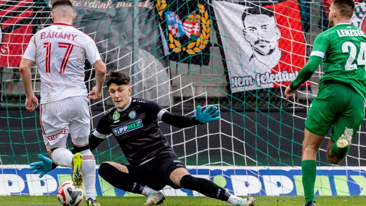 Simon Barnabás: Határeset, hogy védhető volt-e Dzsudzsák Balázs lövése ...