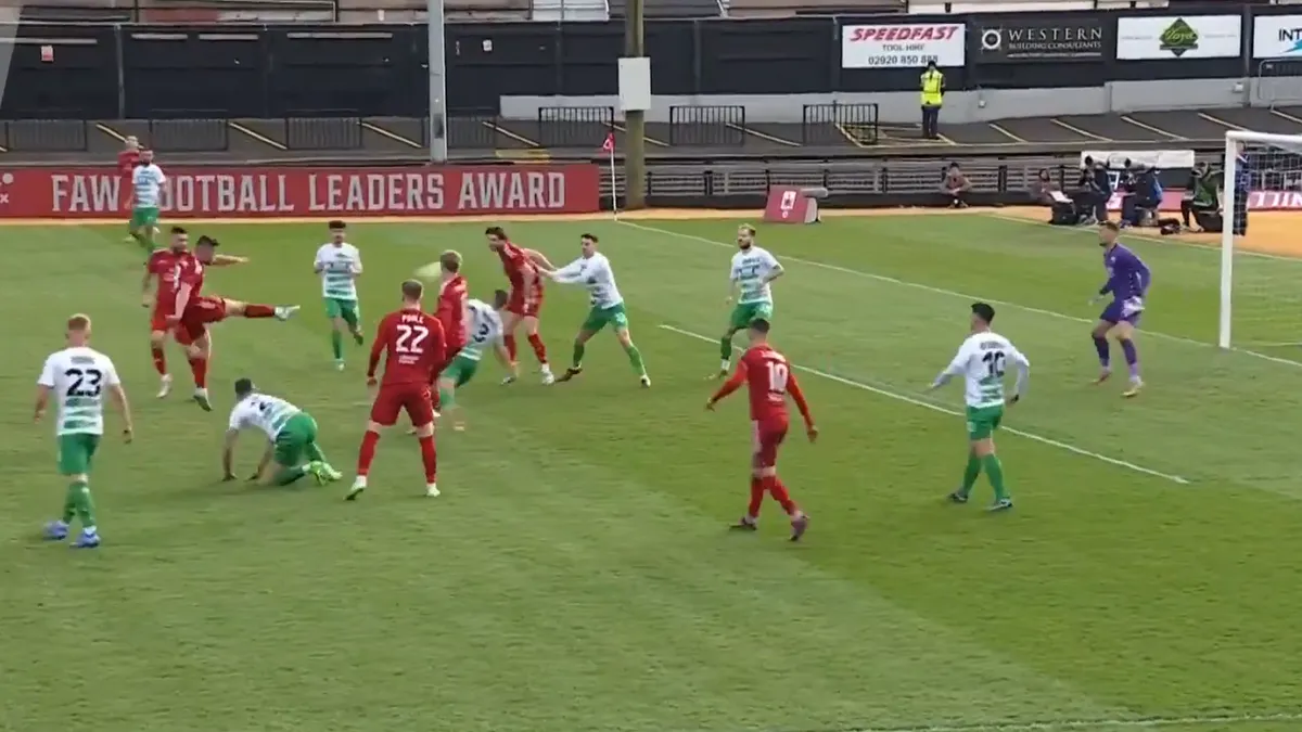 Videó: elsült a jobb láb: látványos lövéssel nyert kupadöntőt ...