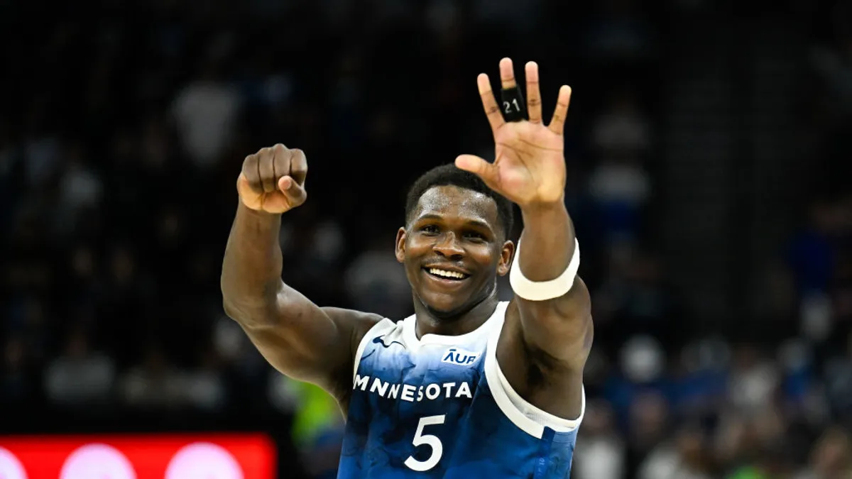 NBA: Edwards félszáz pont felett, Jokics, Doncic, Embiid és Westbrook ...