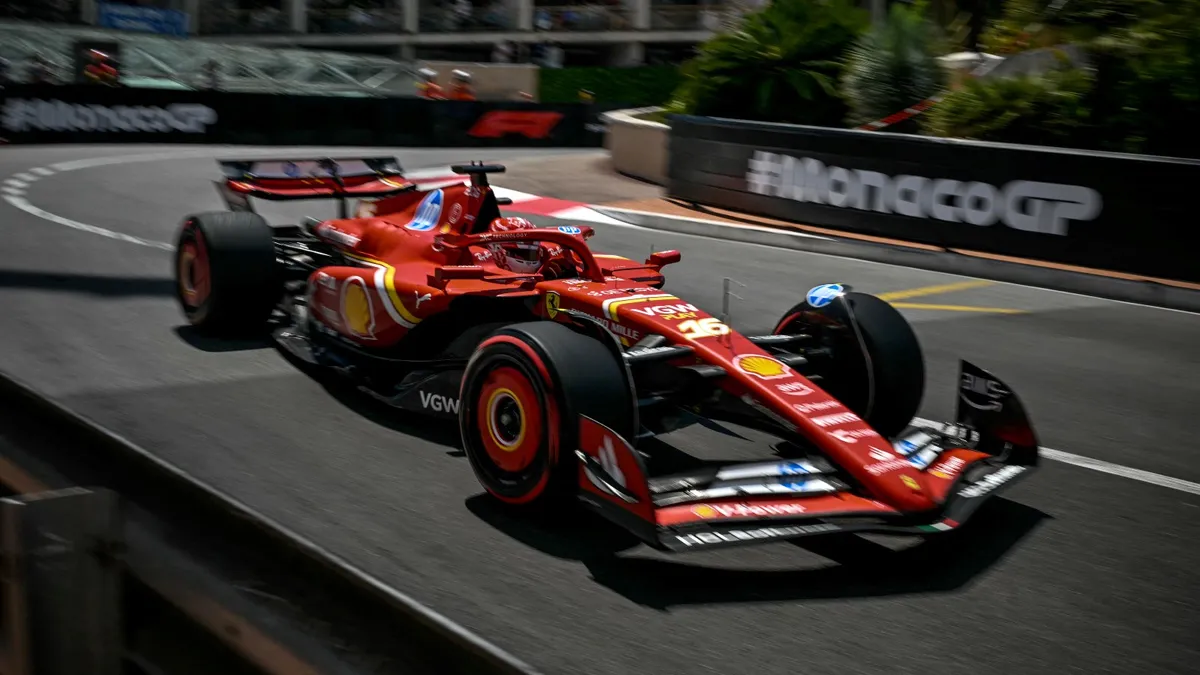 Leclerc magabiztosan az élen a piros zászlót hozó utolsó edzésen Monacóban