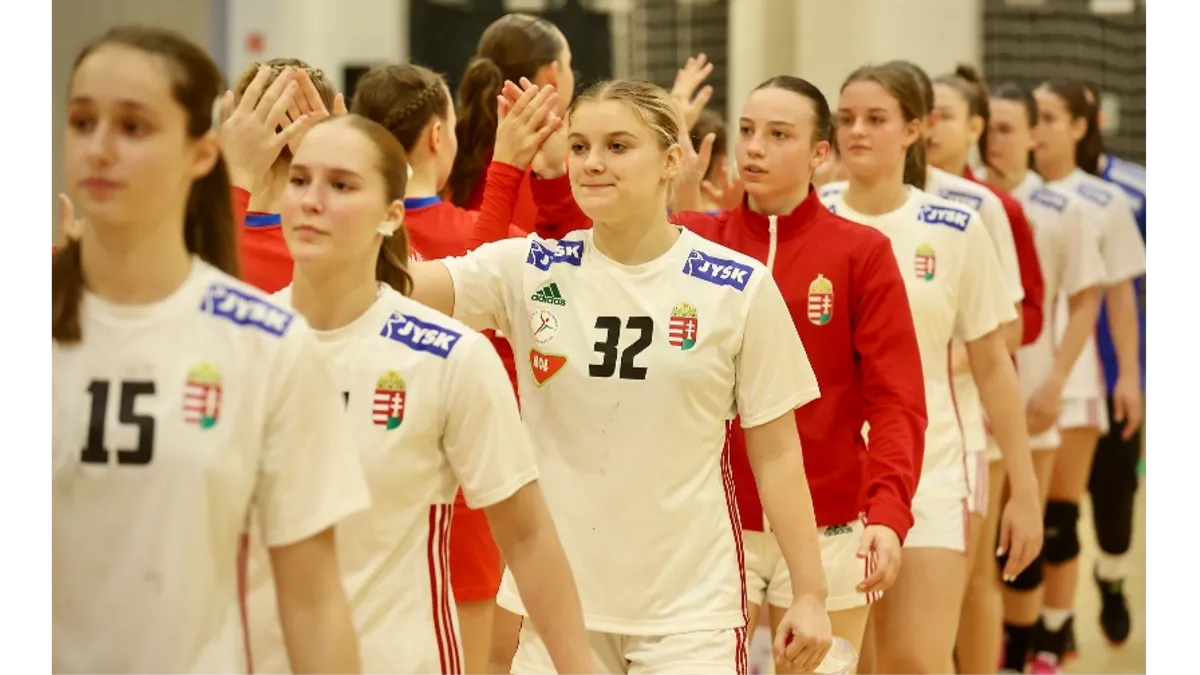 Kézi: középdöntőbe jutott a magyar válogatott az U18-as leány-vb-n