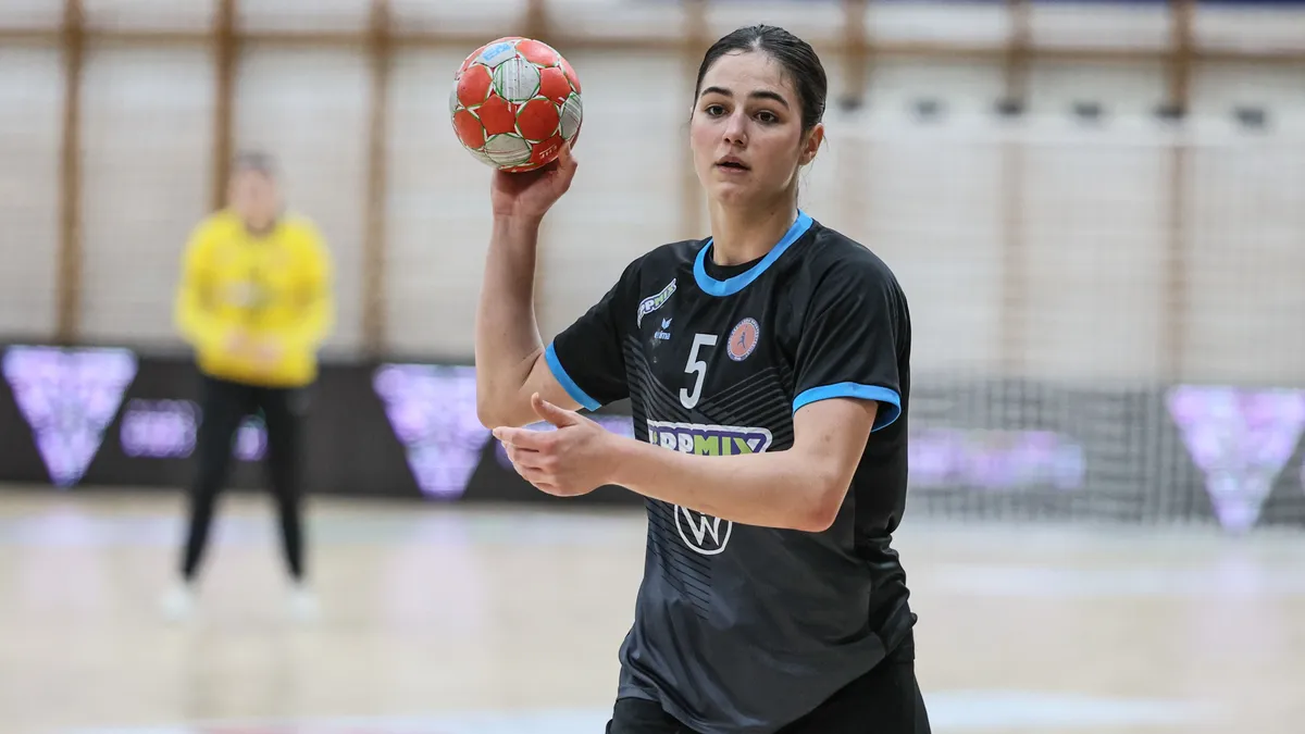 Csíkos Luca: Próbálok egy kis önbizalmat is elrakni a táskába