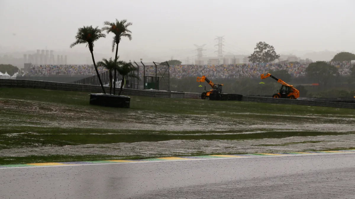Az eső elmosta a brazíliai időmérőt, vasárnapra halasztották az ...