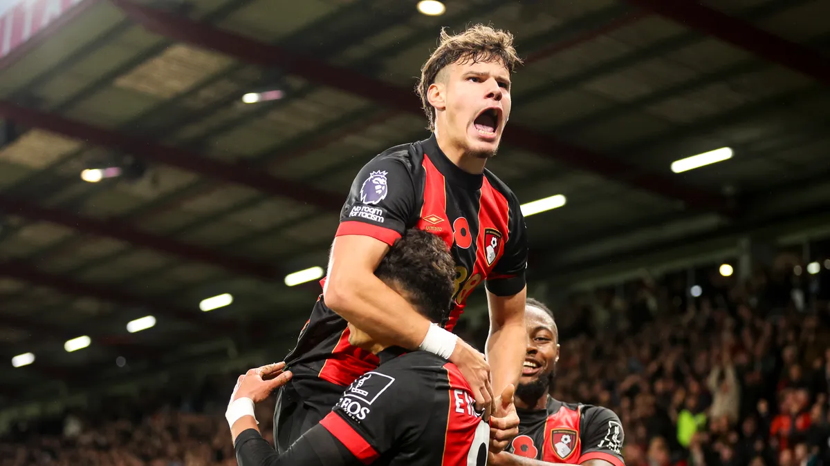 Kerkez két gólpasszt adott, a Bournemouth története során először ...