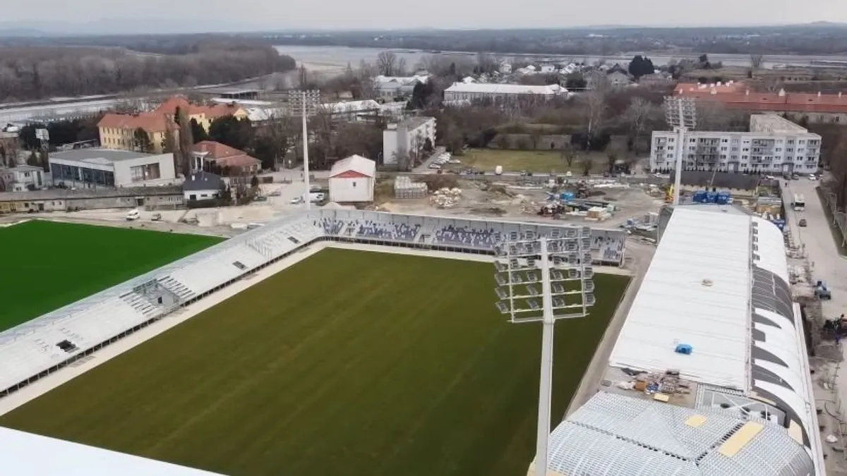 Videón a hamarosan elkészülő új komáromi stadion