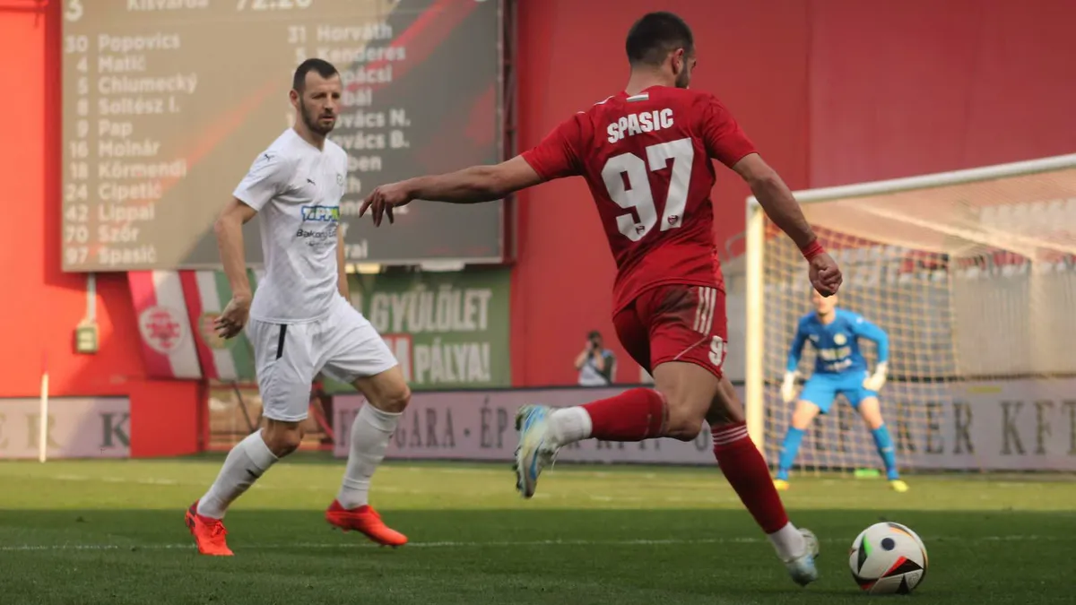 Négy gólt lőtt az éllovas Kisvárda az Ajkának