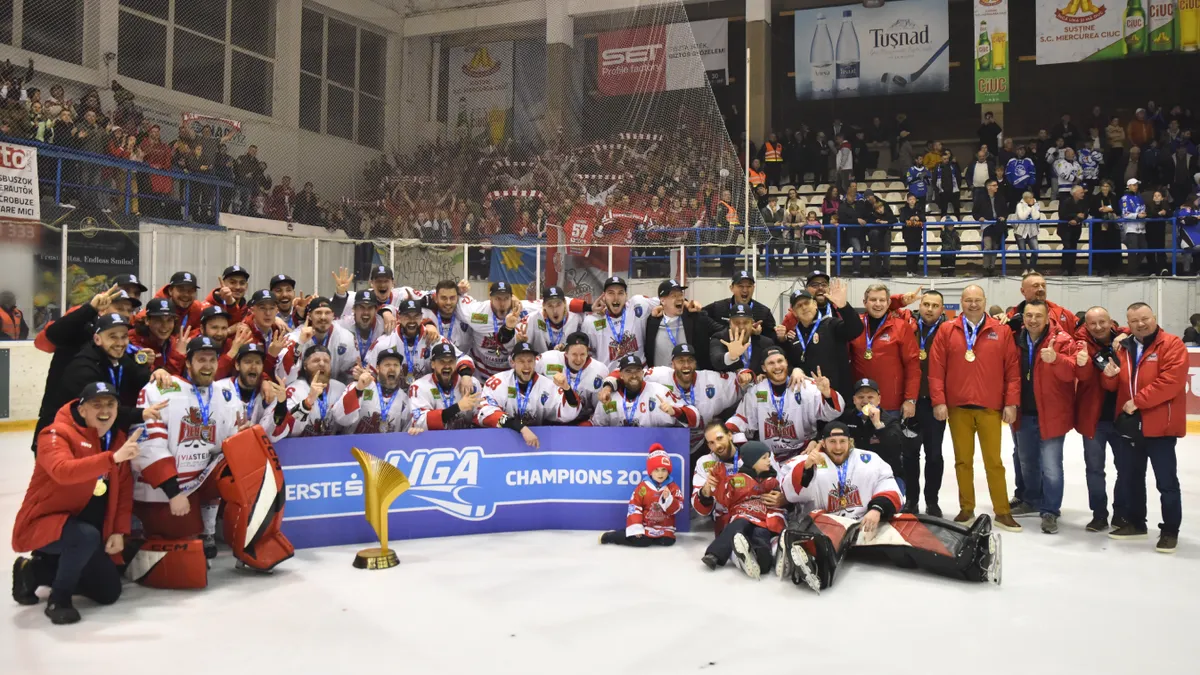 Erste Liga: negyedszer is legyőzte a Csíkszeredát, így bajnok lett a ...