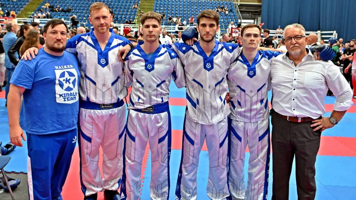 Magyar csapatezüsttel kezdődött a budapesti kick-box világkupa