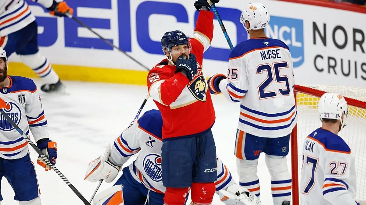 82 helyett 84 meccses lehet az NHL-alapszakasz