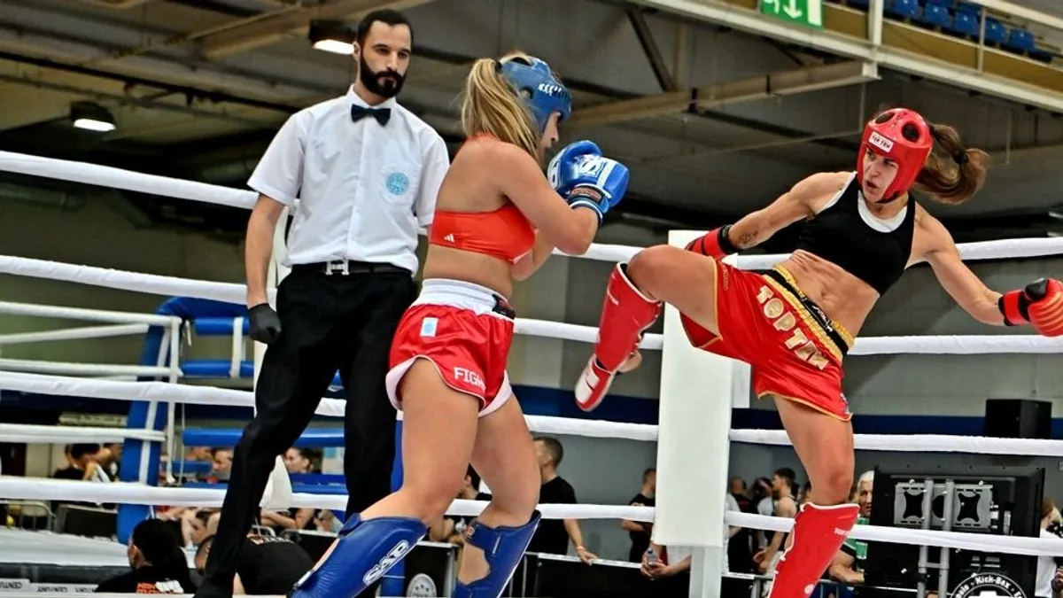 Nyolc magyar arany született a sporttörténelmi budapesti kick-box ...
