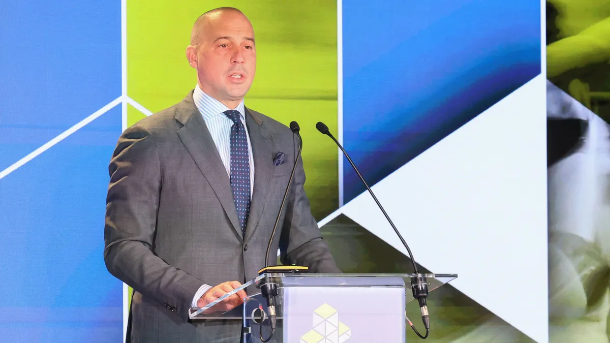 Schmidt Ádám: a Sportoló Nemzet Program célja, hogy minél több fiatal ...