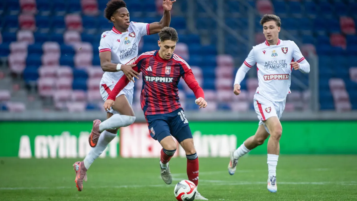 Döntetlennel tért vissza Pető Fehérváron, a hajrában mentett pontot a ...