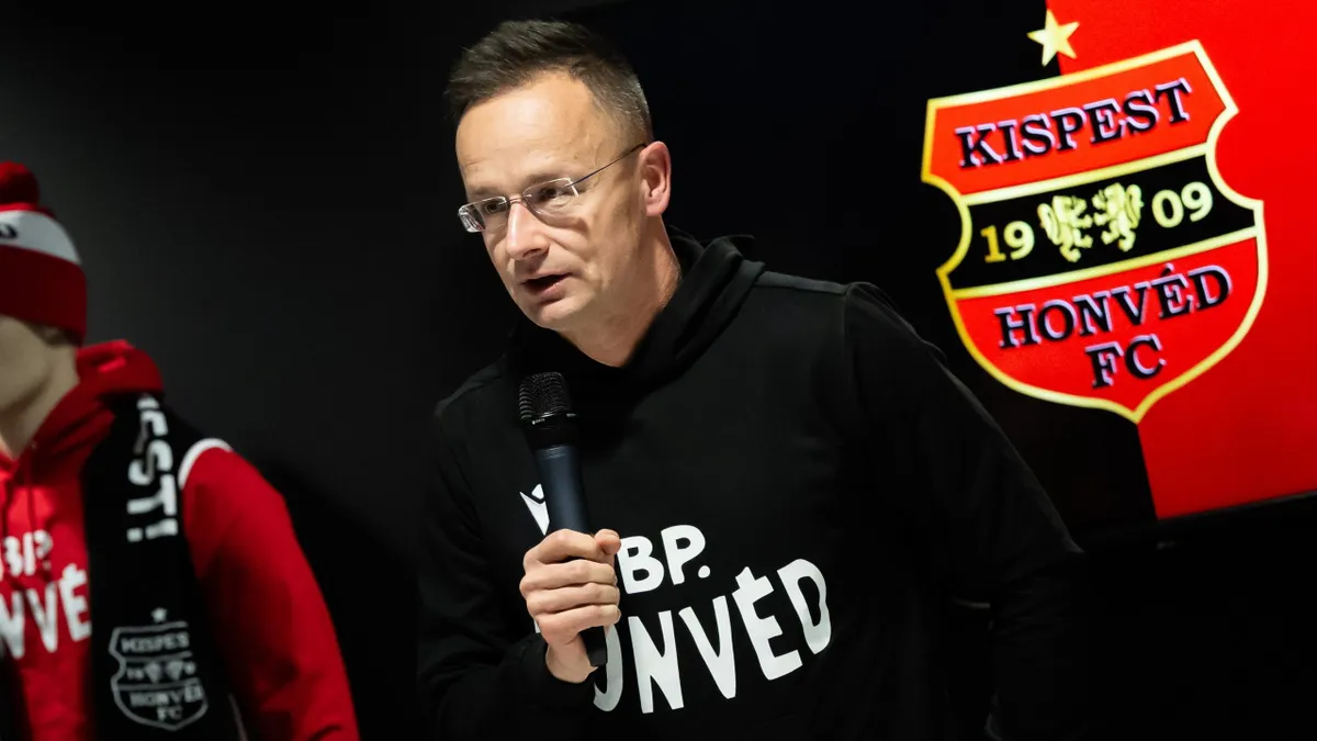 Online szavazást írnak ki a Budapest Honvéd nevéről