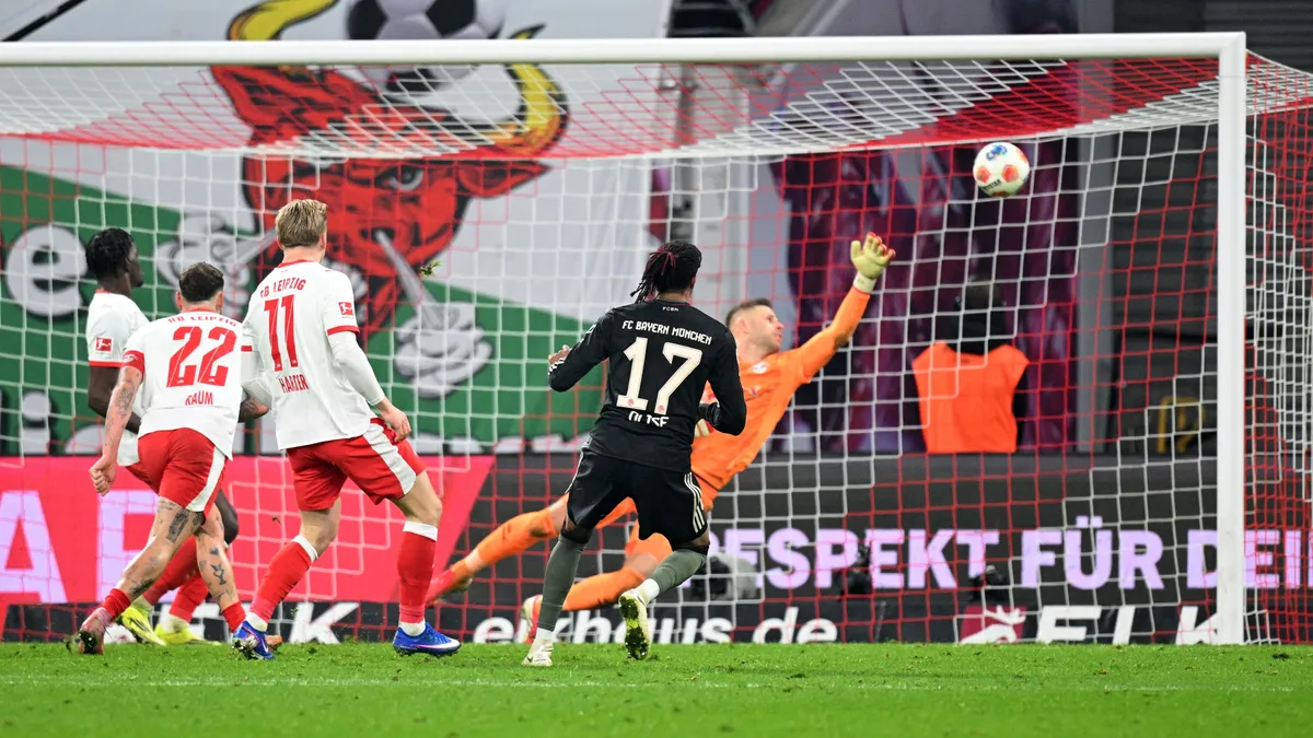 A padról beszálló Olise gólt lőtt és három gólpasszt adott, a Bayern ...